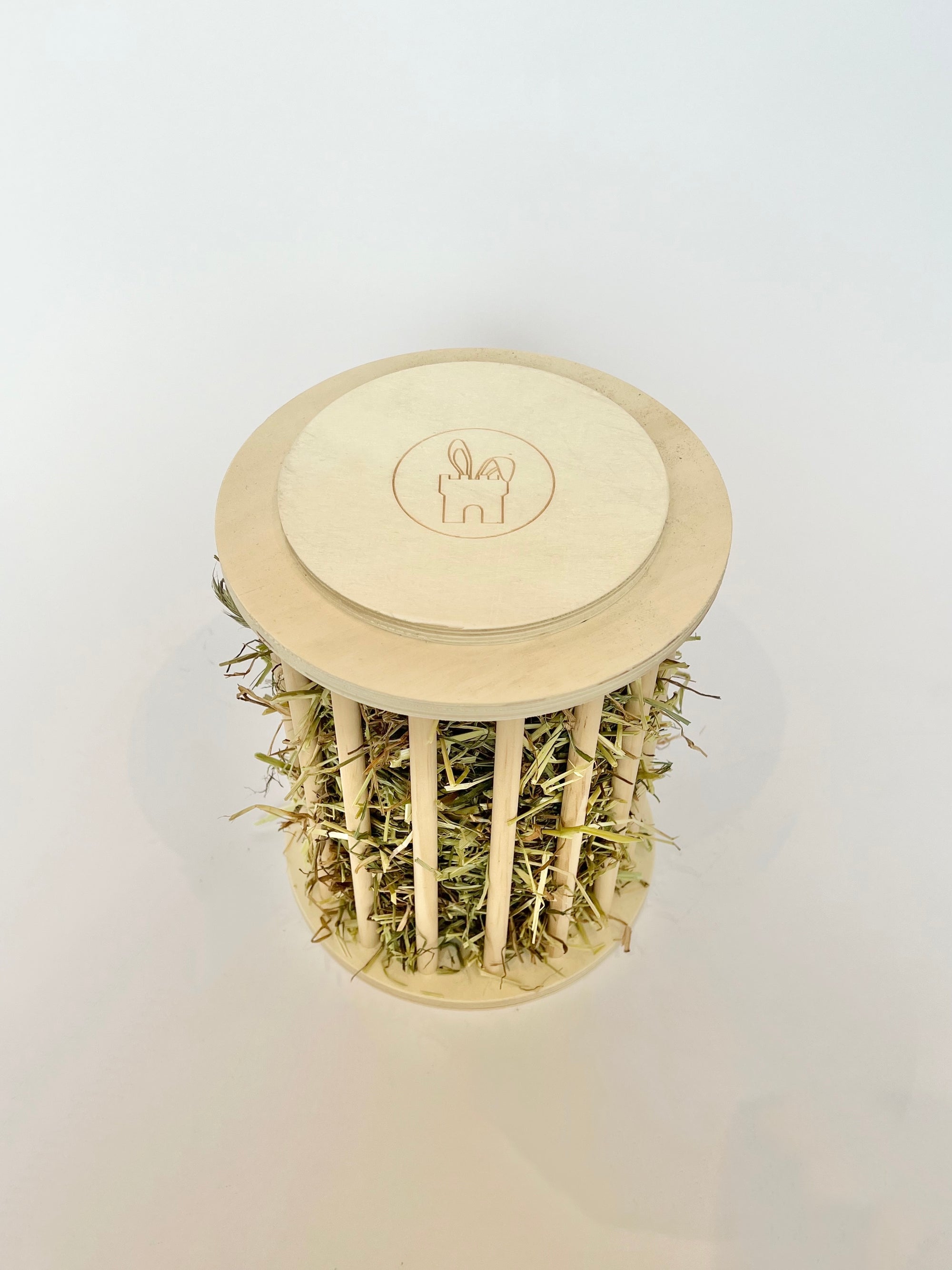 Circular Hay Feeder – Cosy's Castles